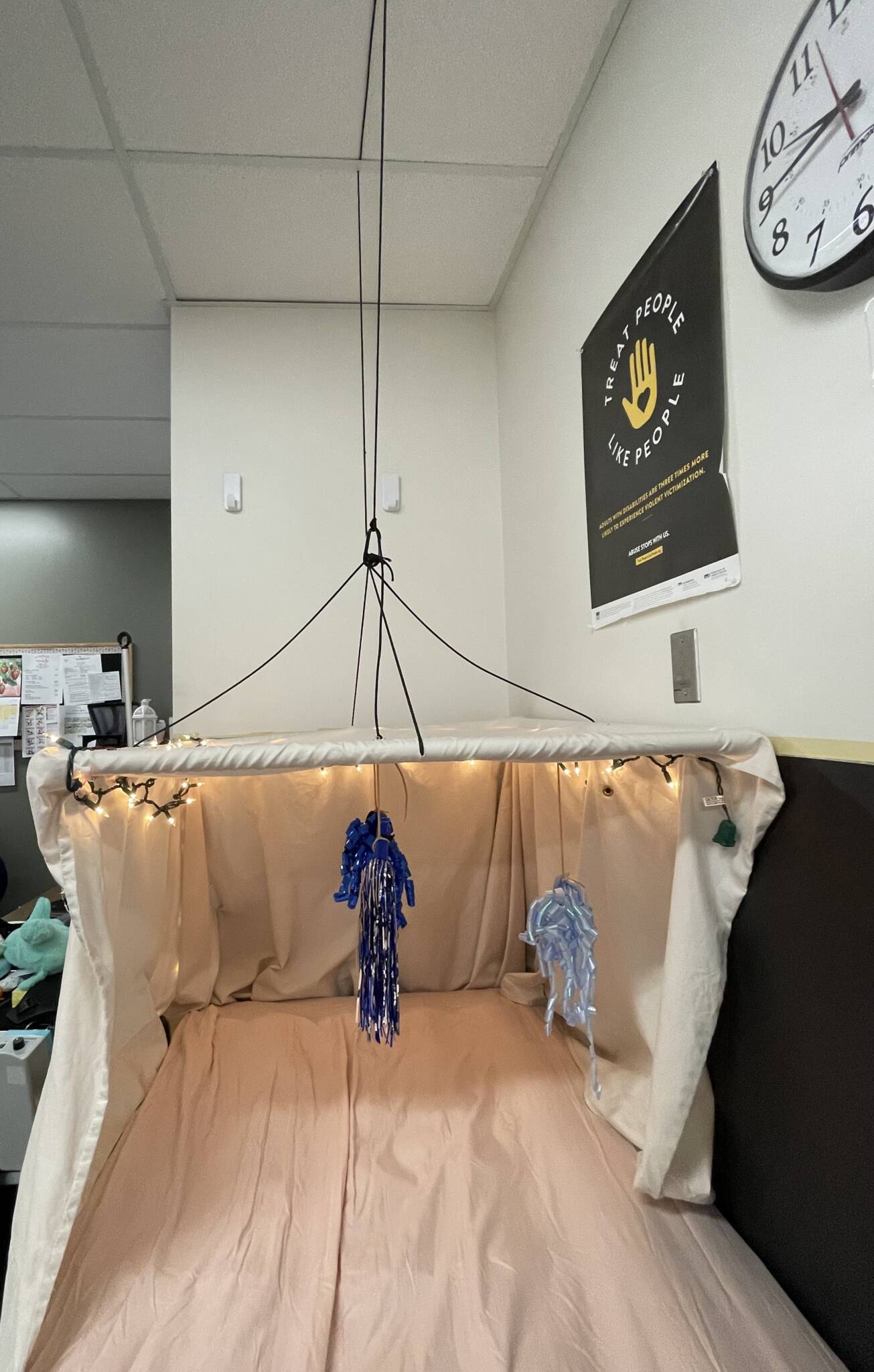 How to Make a Hanging Little Room – Paths to Literacy